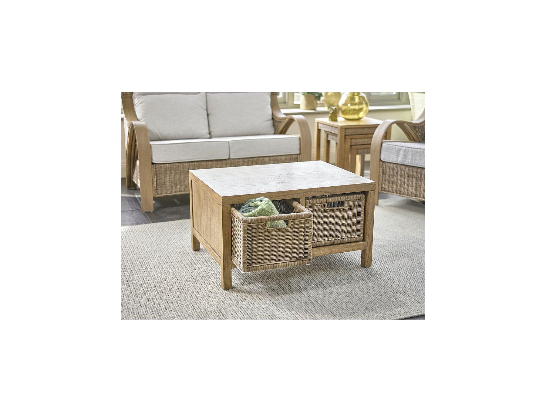 Caernarfon coffee table with baskets