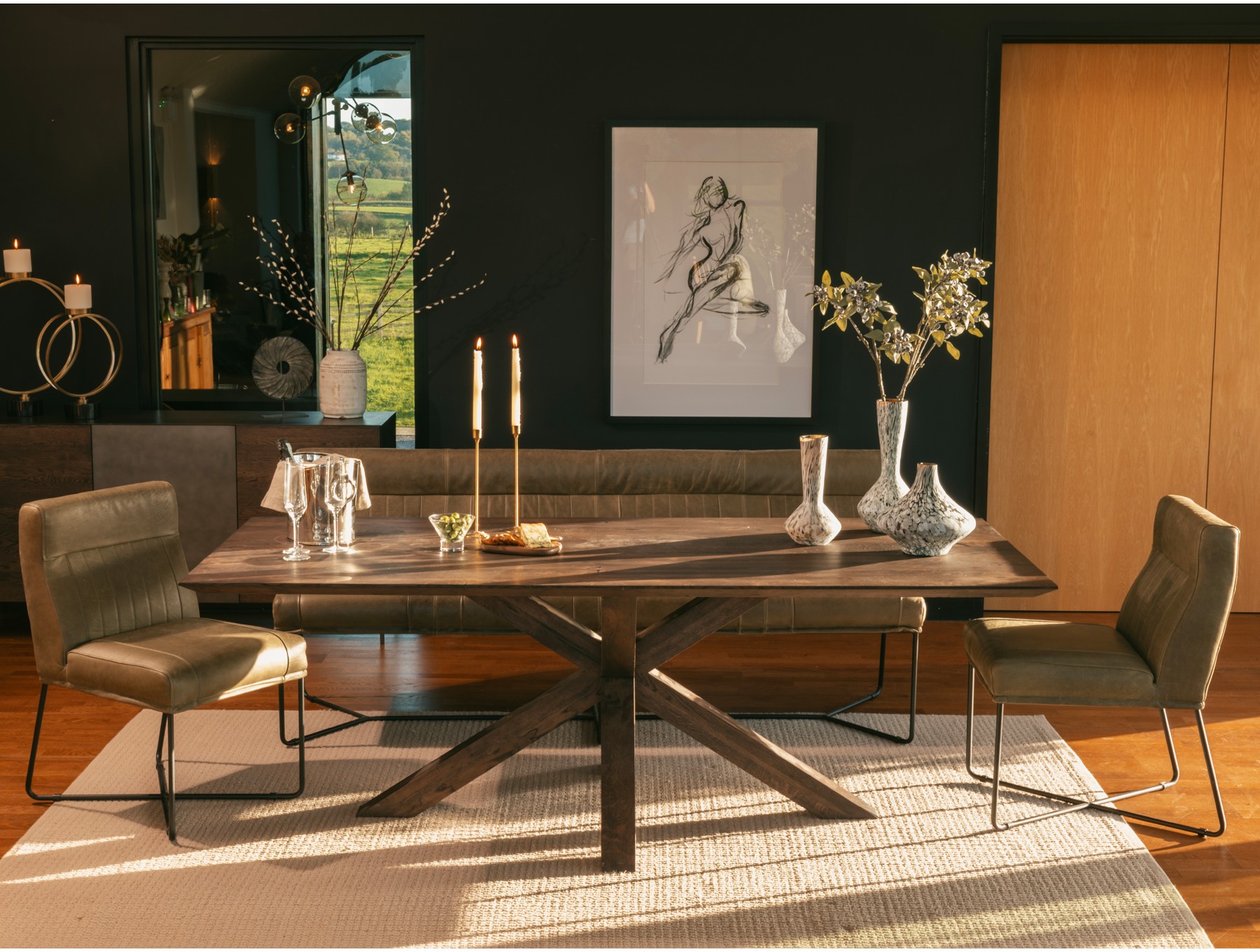 Detroit | Contemporary Dining Room Sets | Holloways