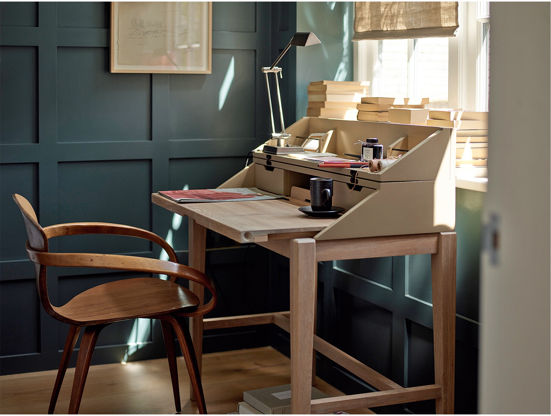 Neptune | Ardingly Desk| Holloways