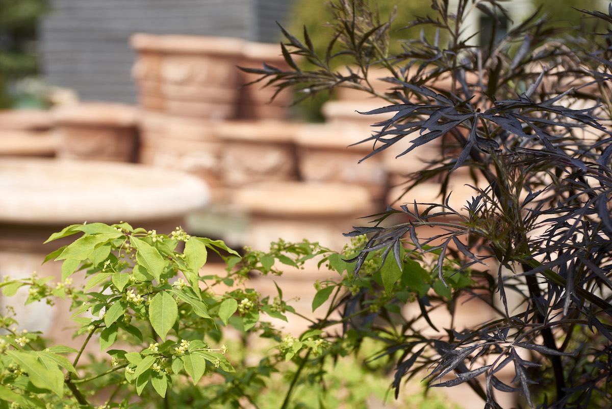 How to create instant impact with small garden furniture sets, benches ...